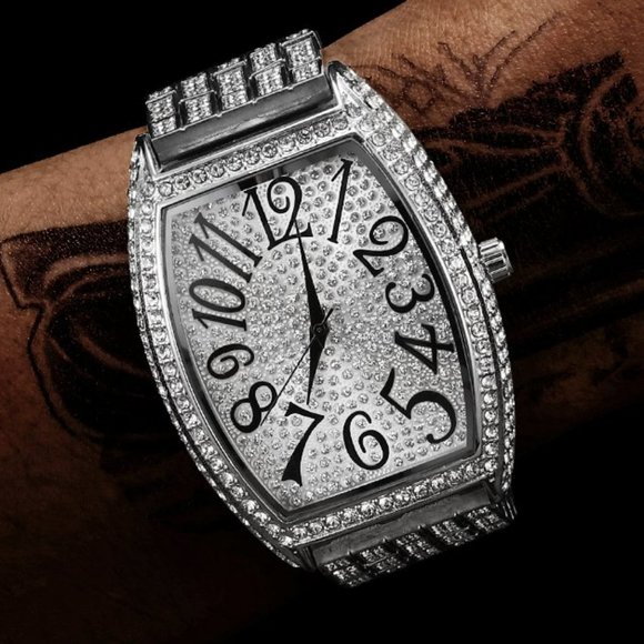 WALK OF FAME LAS VEGAS | Accessories | New Iced Tonneau Design Luxury ...